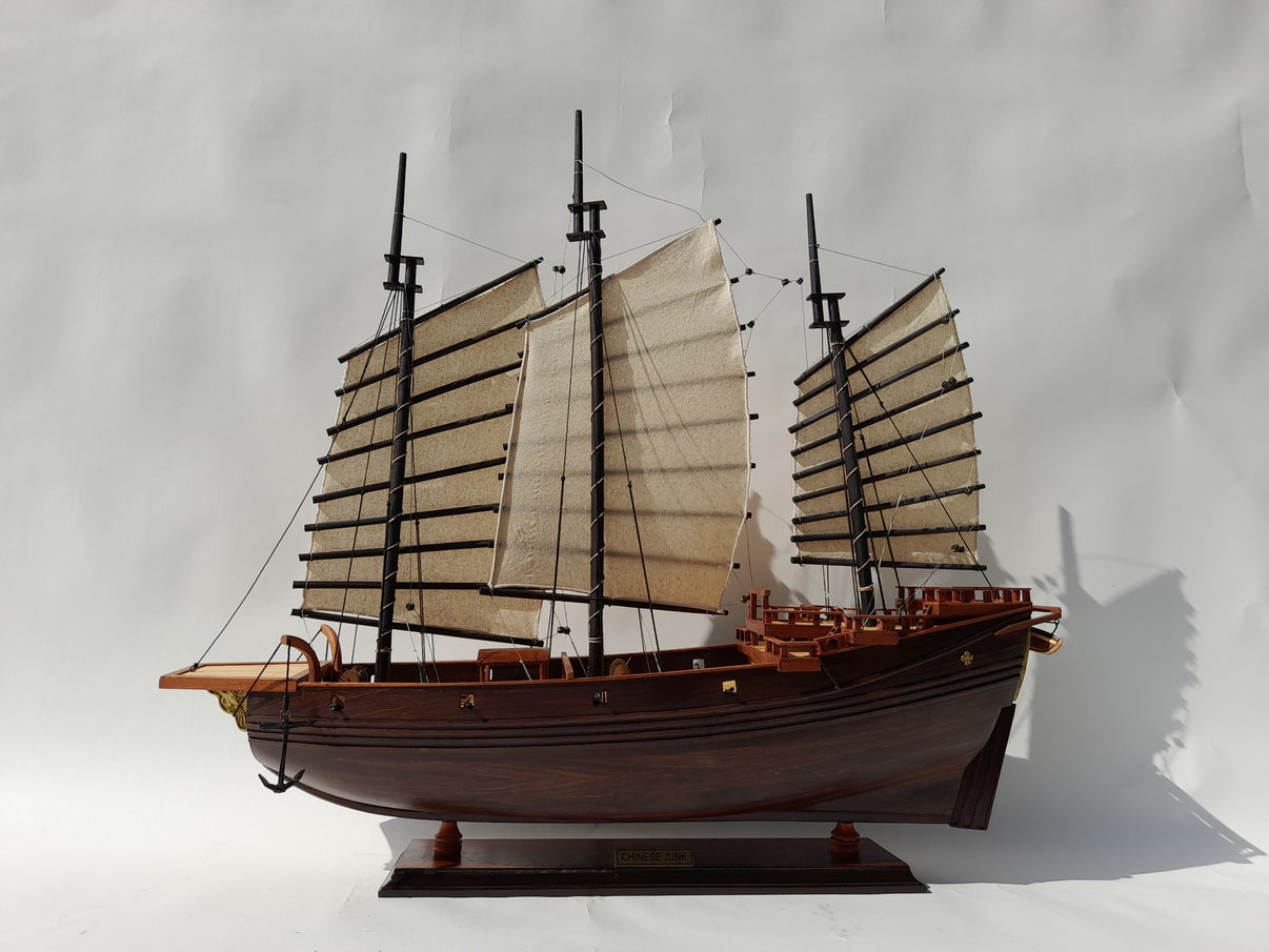 LILA DAN exclusive ship model handmade by Compass-Models – Compass Models